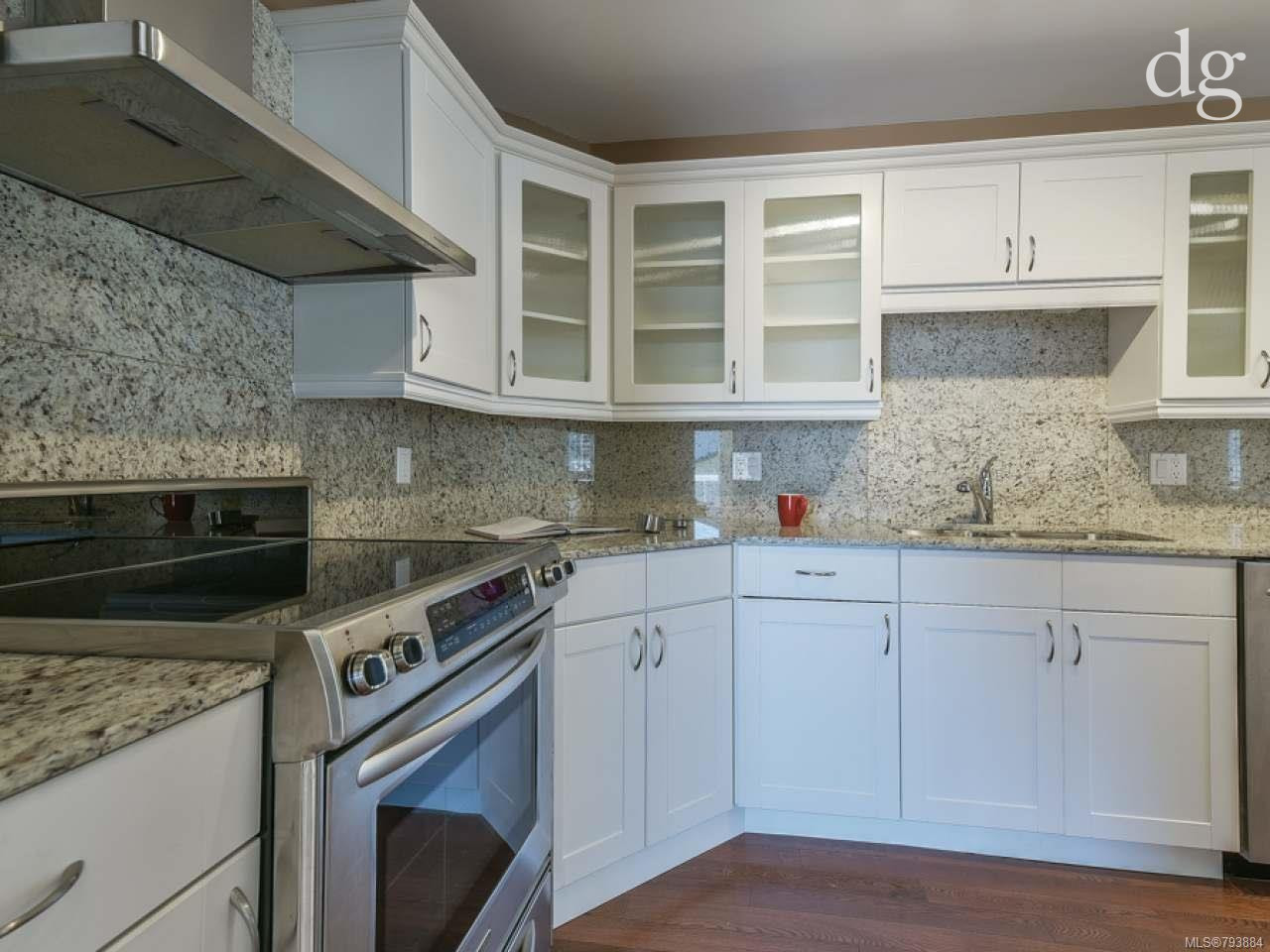 5758 Kerry Lane, Nanaimo - Vancouver Island and Nanaimo Real Estate