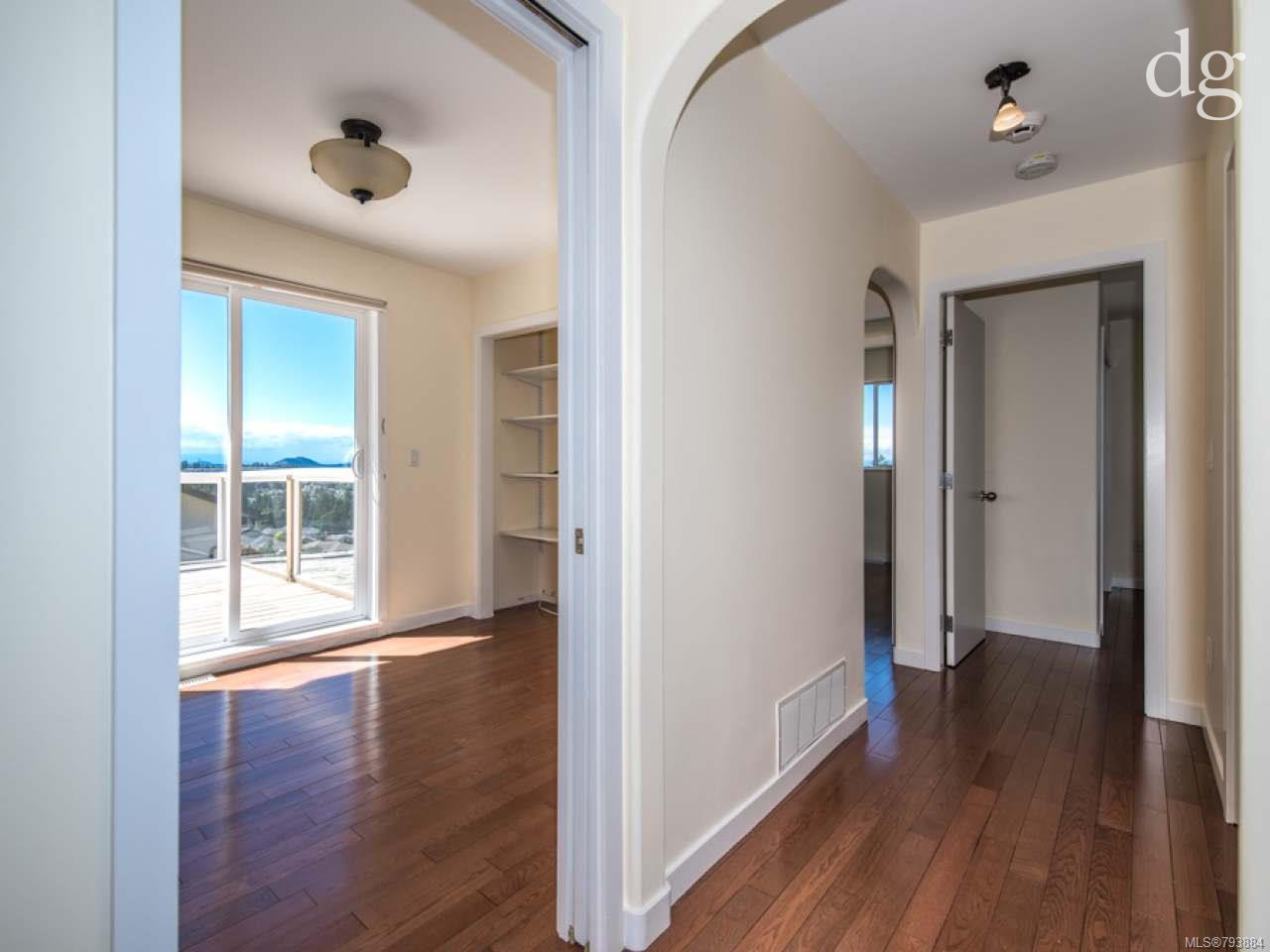 5758 Kerry Lane, Nanaimo - Vancouver Island and Nanaimo Real Estate