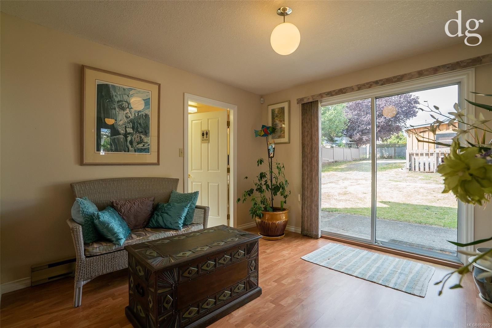 207 Milton St, Nanaimo - Vancouver Island and Nanaimo Real Estate